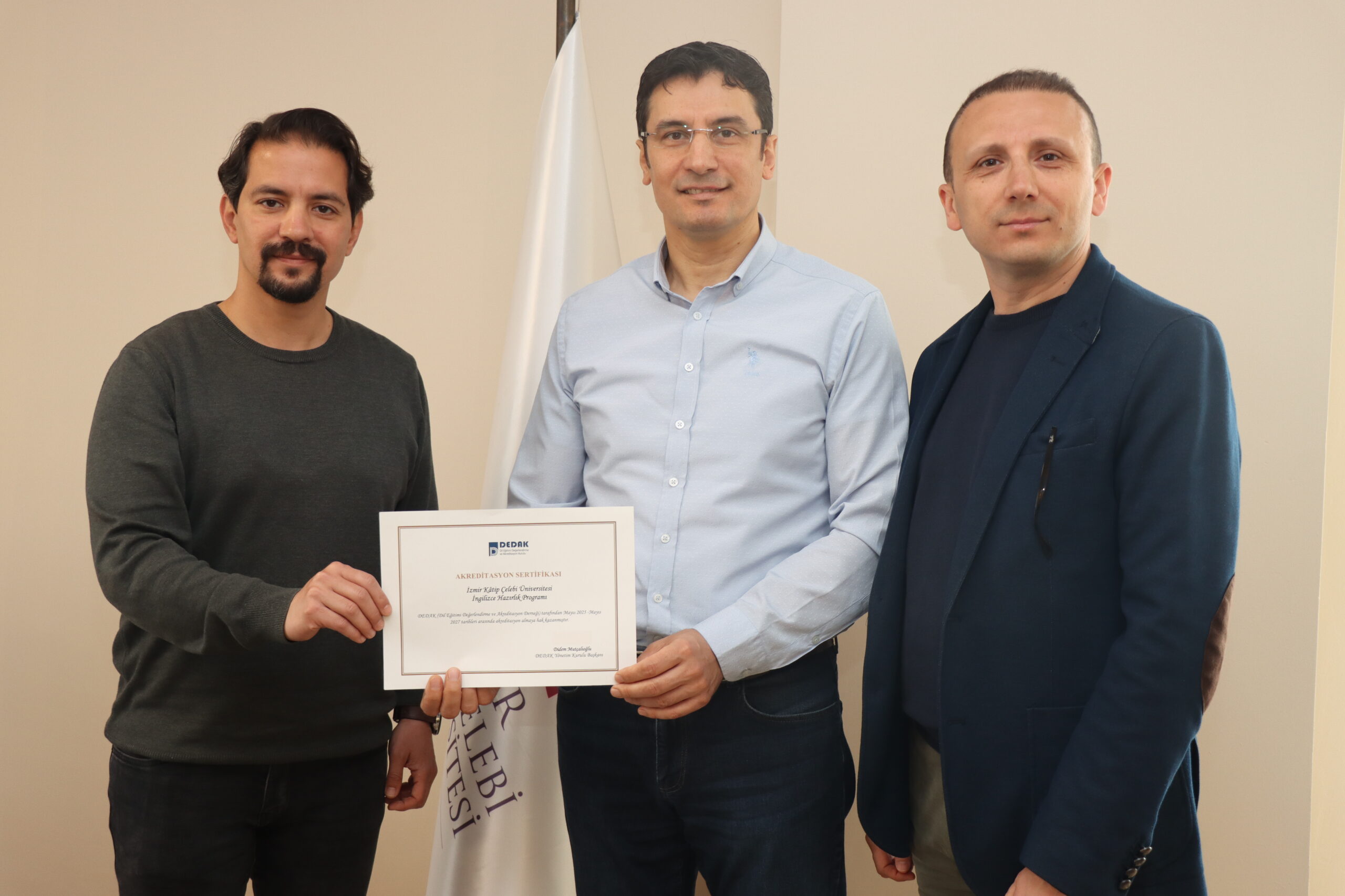 İKÇÜ, Yabancı Dil Eğitim Kalitesi Tescillenen İzmir’de İlk, Türkiye’de ...
